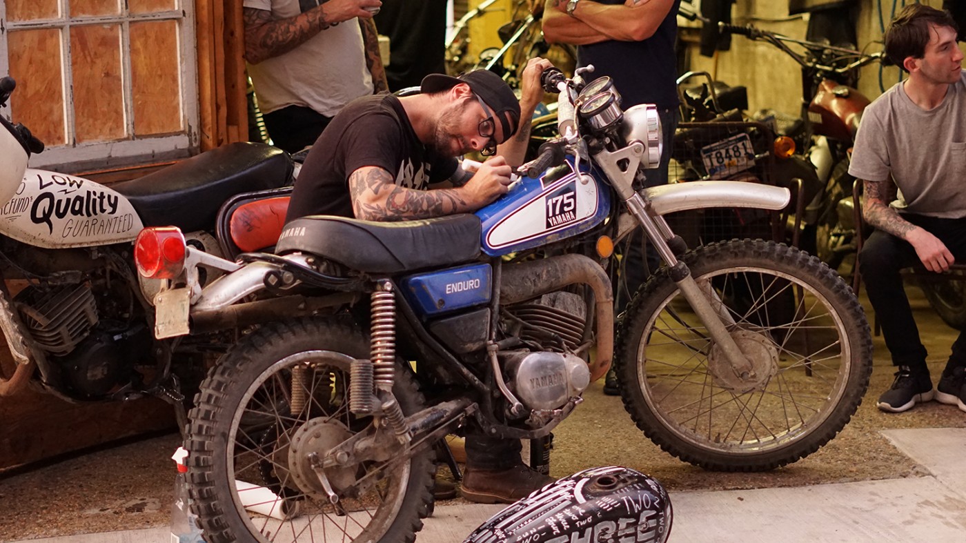 Tank Lettering Pictures - Chin on the Tank – Motorcycle stuff in ...