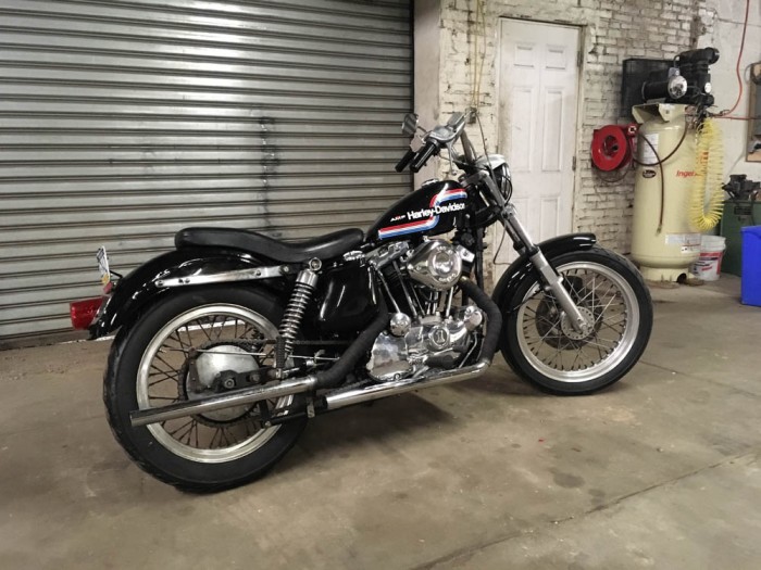 1975 Sportster XLH 1000 - Chin on the Tank – Motorcycle stuff in ...