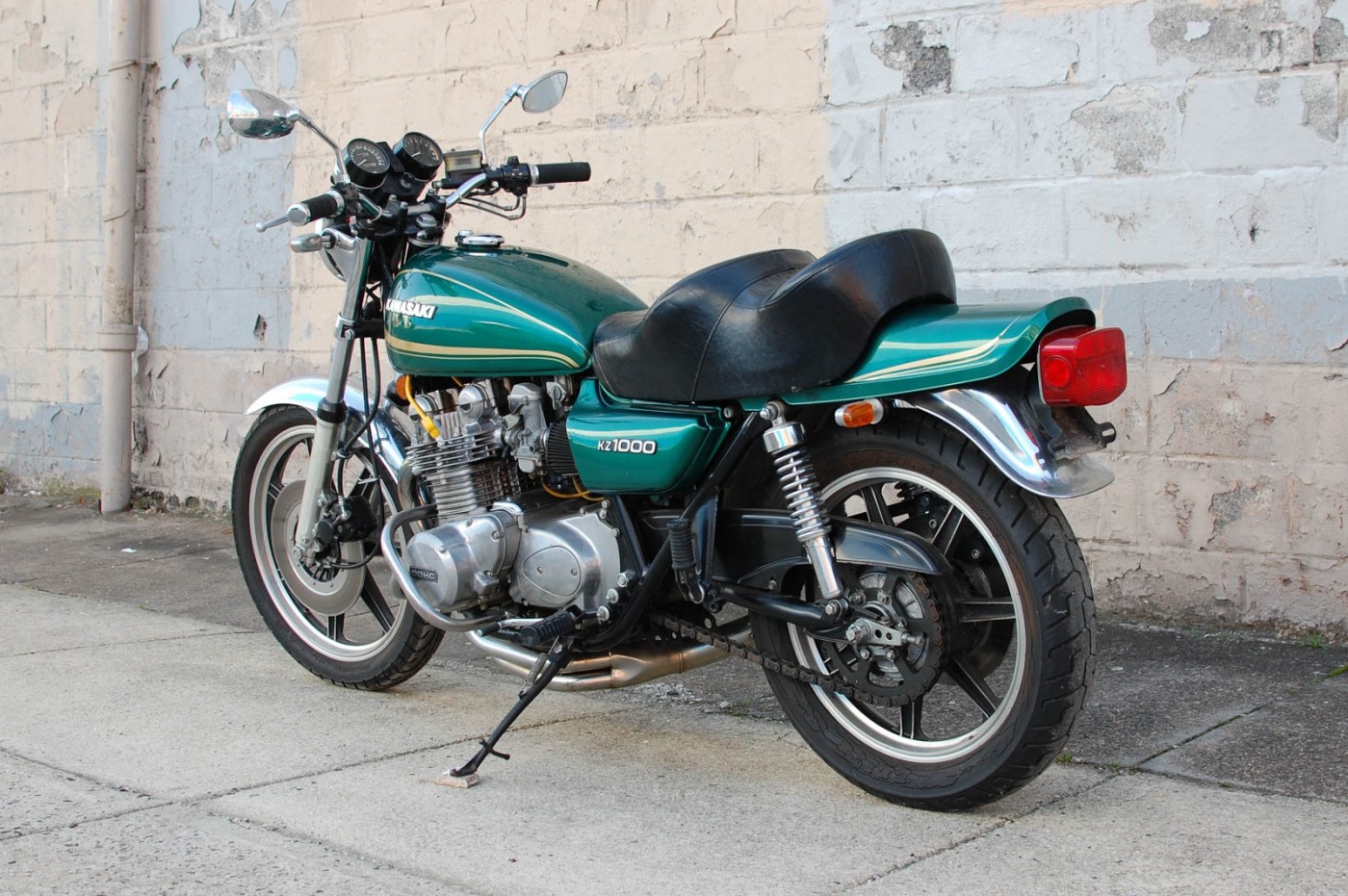 KZ1000 Arrived - Chin on the Tank – Motorcycle stuff in Philadelphia.